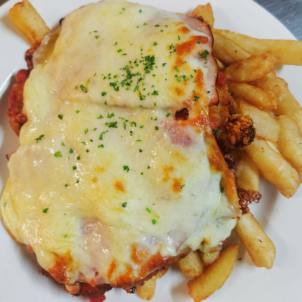 Traditional Chicken Parmi - Half — ISO Delivery